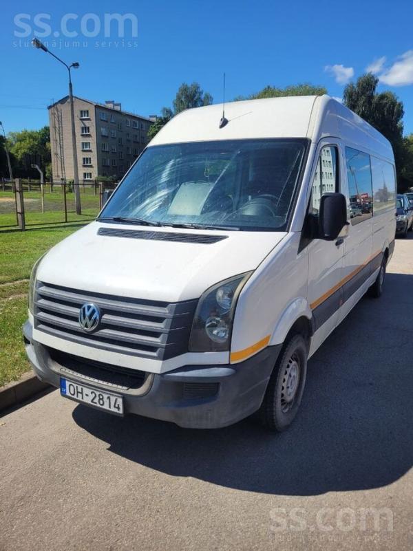White Volkswagen Crafter 2012 in Daugavpils, with an engine capacity of 2.00 L and mileage of 402 thousand km for 6700 €, photo 9 on AUTOMOTO.COM.LV