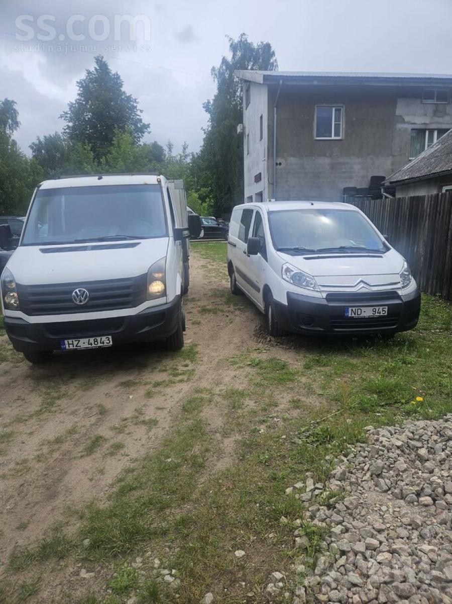 Balts Volkswagen Crafter 2012 Rīga, ar dzinēja tilpumu 2.00 L un nobraukumu 419 tūkst. km par 8500 €, foto 6 vietnē AUTOMOTO.COM.LV