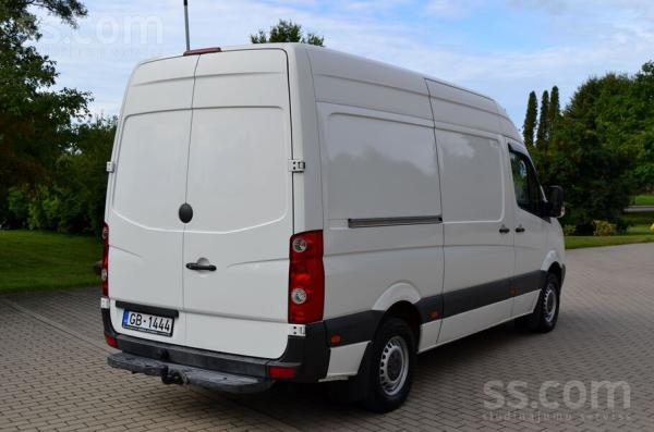 White Volkswagen Crafter 2012 in Tukums, with an engine capacity of 2.00 L and mileage of 430 thousand km for 7800 €, photo 7 on AUTOMOTO.COM.LV