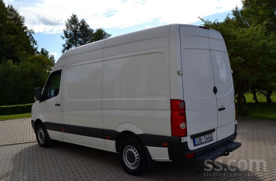 White Volkswagen Crafter 2012 in Tukums, with an engine capacity of 2.00 L and mileage of 430 thousand km for 7800 €, photo 12 on AUTOMOTO.COM.LV