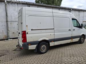 Balts Volkswagen Crafter 2012 Rīga, ar dzinēja tilpumu 2.00 L un nobraukumu 345 tūkst. km par 3900 €, foto 6 vietnē AUTOMOTO.COM.LV