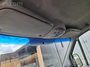 Balts Volkswagen Crafter 2012 Rīga, ar dzinēja tilpumu 2.00 L un nobraukumu 345 tūkst. km par 3900 €, foto 15 vietnē AUTOMOTO.COM.LV