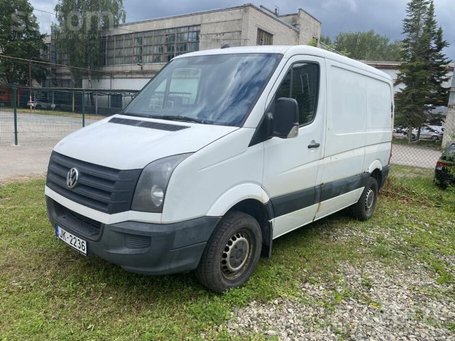 White Volkswagen Crafter 2013 in Riga, with an engine capacity of 2.00 L and mileage of 266 thousand km for 3990 €, photo 2 on AUTOMOTO.COM.LV