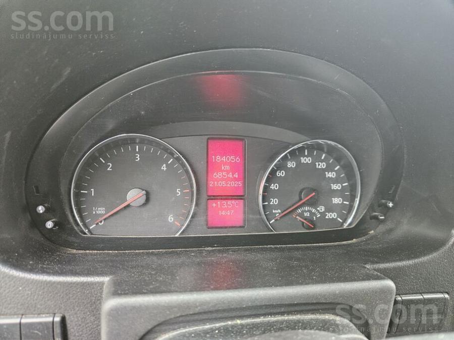 Balts Volkswagen Crafter 2013 Ogre, ar dzinēja tilpumu 2.00 L un nobraukumu 194 tūkst. km par 12600 €, foto 7 vietnē AUTOMOTO.COM.LV