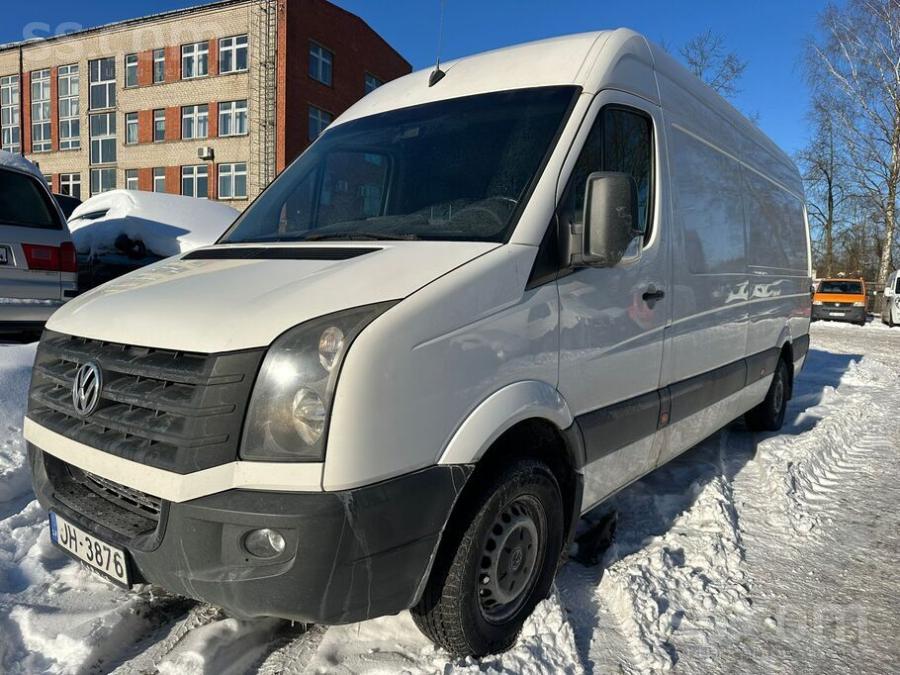White Volkswagen Crafter 2013 in Riga, with an engine capacity of 2.00 L and mileage of 429 thousand km for 7600 €, photo 1 on AUTOMOTO.COM.LV