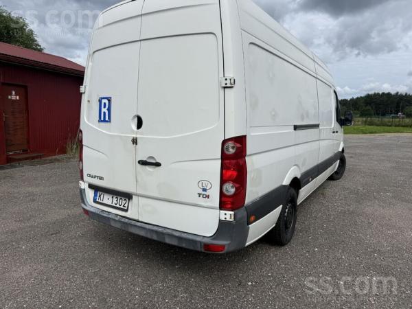 White Volkswagen Crafter 2013 in Riga, with an engine capacity of 2.00 L and mileage of 343 thousand km for 6950 €, photo 4 on AUTOMOTO.COM.LV