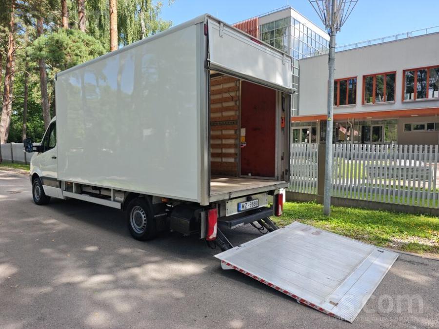 Balts Volkswagen Crafter 2013 Rīga, ar dzinēja tilpumu 2.00 L un nobraukumu 0 tūkst. km par 13950 €, foto 9 vietnē AUTOMOTO.COM.LV