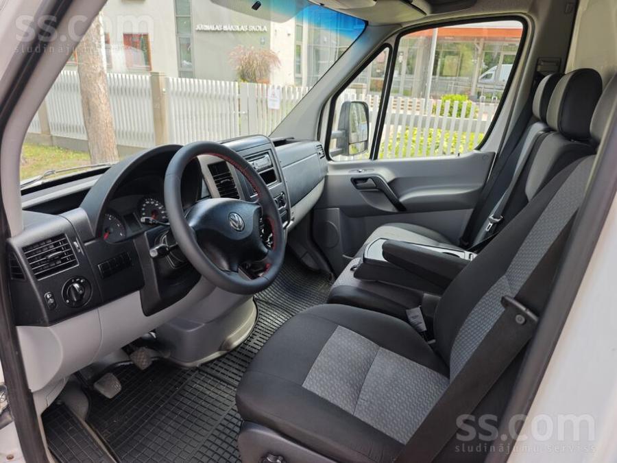 Balts Volkswagen Crafter 2013 Rīga, ar dzinēja tilpumu 2.00 L un nobraukumu 0 tūkst. km par 13950 €, foto 14 vietnē AUTOMOTO.COM.LV