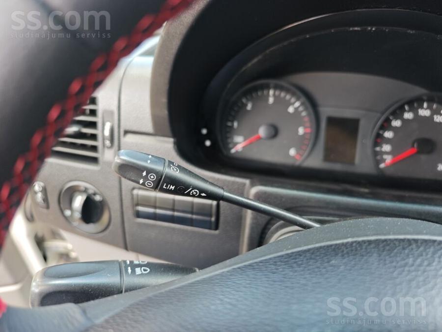 Balts Volkswagen Crafter 2013 Rīga, ar dzinēja tilpumu 2.00 L un nobraukumu 0 tūkst. km par 13950 €, foto 16 vietnē AUTOMOTO.COM.LV