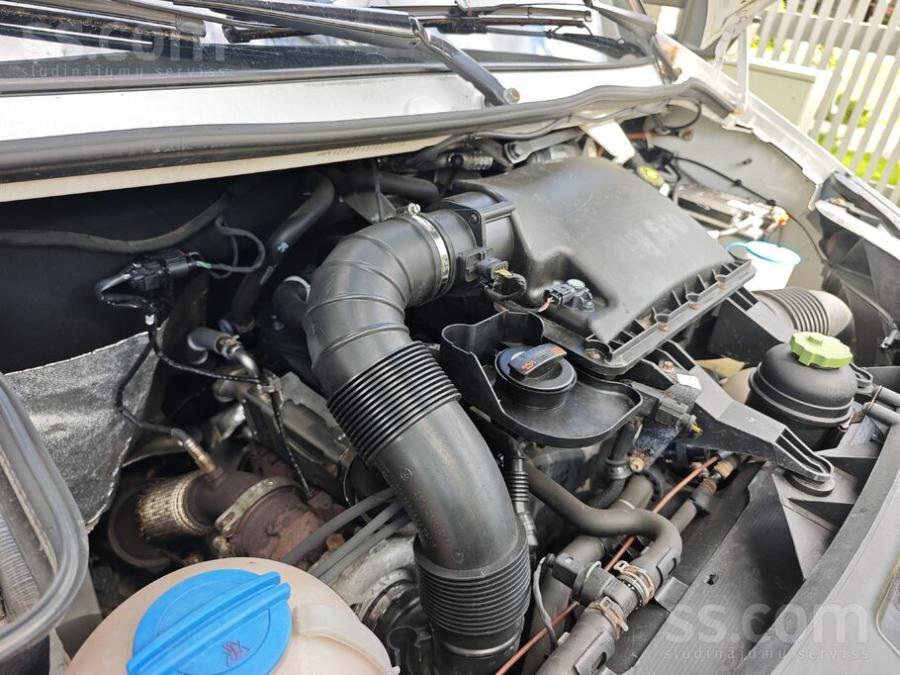 Balts Volkswagen Crafter 2013 Rīga, ar dzinēja tilpumu 2.00 L un nobraukumu 0 tūkst. km par 13950 €, foto 22 vietnē AUTOMOTO.COM.LV