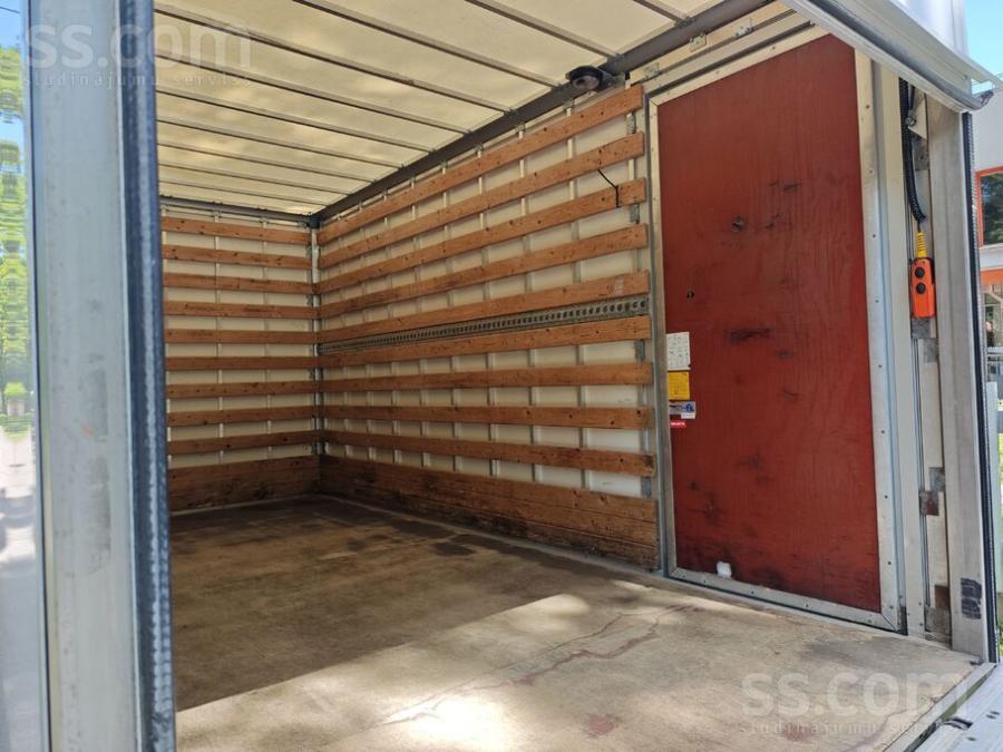 Balts Volkswagen Crafter 2013 Rīga, ar dzinēja tilpumu 2.00 L un nobraukumu 0 tūkst. km par 13950 €, foto 25 vietnē AUTOMOTO.COM.LV