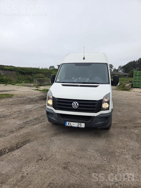 Volkswagen Crafter 2013 in Riga on AUTOMOTO.COM.LV White Volkswagen Crafter 2013 in Riga, with an engine capacity of 2.00 L and mileage of 486 thousand km for 3600 ā¬, photo 3 on AUTOMOTO.COM.LV
