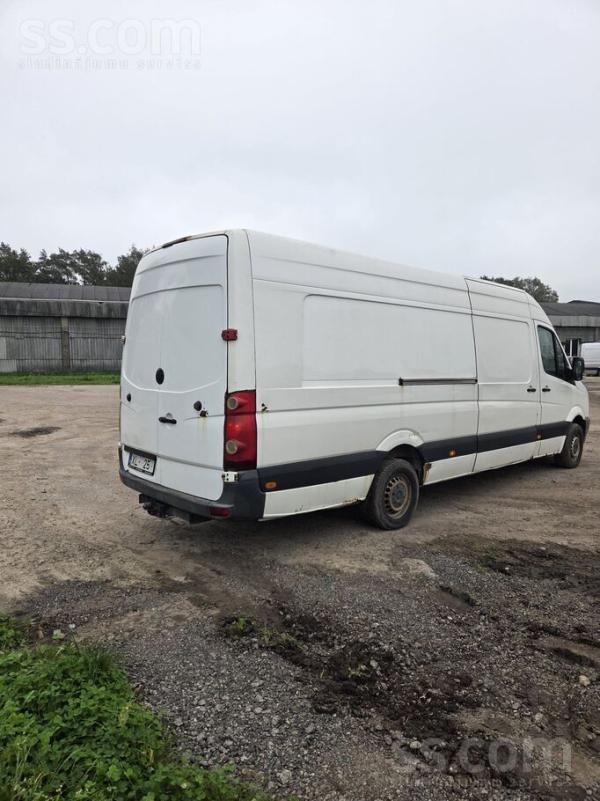 Balts Volkswagen Crafter 2013 Rīga, ar dzinēja tilpumu 2.00 L un nobraukumu 486 tūkst. km par 3300 €, foto 5 vietnē AUTOMOTO.COM.LV