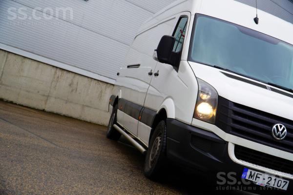 White Volkswagen Crafter 2014 in Riga, with an engine capacity of 2.00 L and mileage of 265 thousand km for 3599 €, photo 5 on AUTOMOTO.COM.LV