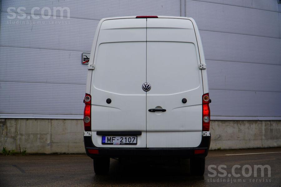 White Volkswagen Crafter 2014 in Riga, with an engine capacity of 2.00 L and mileage of 265 thousand km for 3599 €, photo 6 on AUTOMOTO.COM.LV