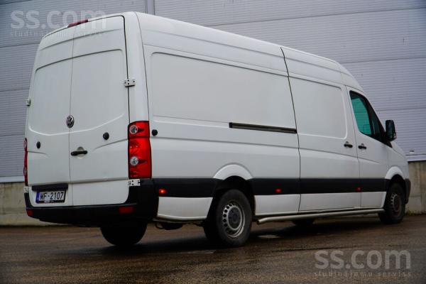 White Volkswagen Crafter 2014 in Riga, with an engine capacity of 2.00 L and mileage of 265 thousand km for 3599 €, photo 7 on AUTOMOTO.COM.LV