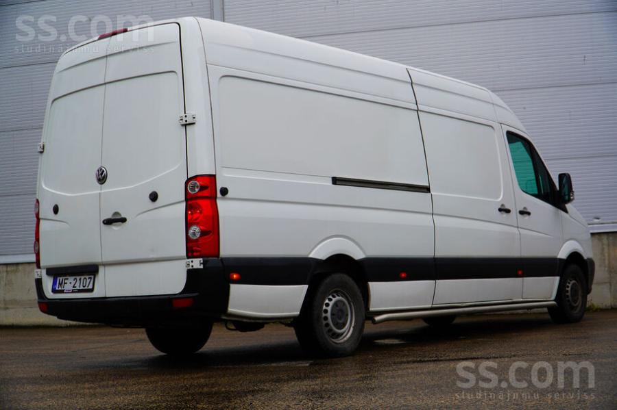White Volkswagen Crafter 2014 in Riga, with an engine capacity of 2.00 L and mileage of 265 thousand km for 3599 €, photo 7 on AUTOMOTO.COM.LV