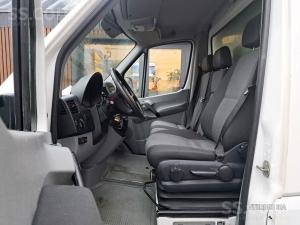 White Volkswagen Crafter 2014 in Riga, with an engine capacity of 2.00 L and mileage of 0 thousand km for 16335 €, photo 12 on AUTOMOTO.COM.LV