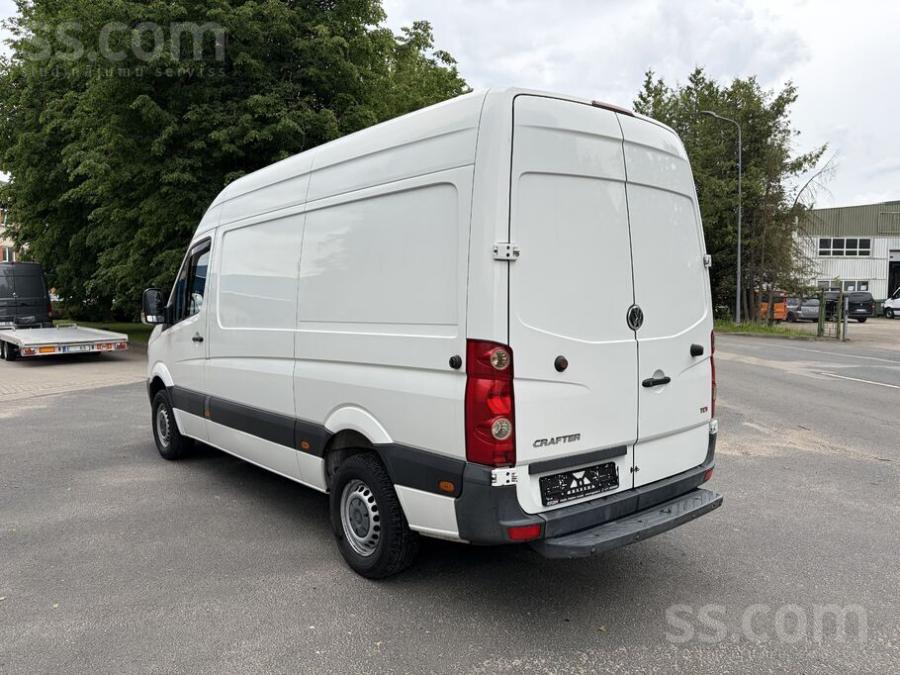 Balts Volkswagen Crafter 2014 Ogre, ar dzinēja tilpumu 2.00 L un nobraukumu 0 tūkst. km par 11950 €, foto 4 vietnē AUTOMOTO.COM.LV