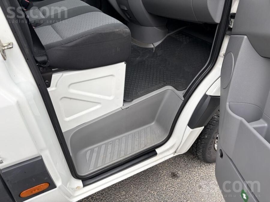 Balts Volkswagen Crafter 2014 Ogre, ar dzinēja tilpumu 2.00 L un nobraukumu 0 tūkst. km par 11950 €, foto 25 vietnē AUTOMOTO.COM.LV