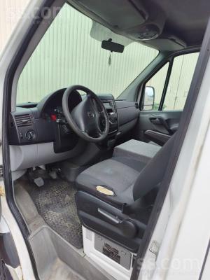 White Volkswagen Crafter 2014 in Jekabpils, with an engine capacity of 2.00 L and mileage of 336 thousand km for 6500 €, photo 8 on AUTOMOTO.COM.LV
