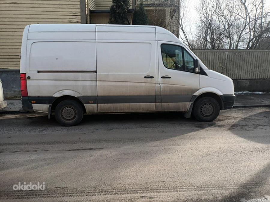 White Volkswagen Crafter 2014 in Jogeva, with an engine capacity of 0.00 L and mileage of 321 thousand km for 14900 €, photo 4 on AUTOMOTO.COM.LV
