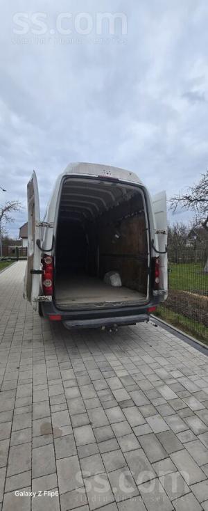 Balts Volkswagen Crafter 2015 Rīga, ar dzinēja tilpumu 2.00 L un nobraukumu 450 tūkst. km par 7500 €, foto 5 vietnē AUTOMOTO.COM.LV