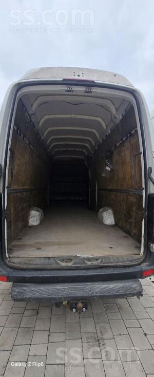 Balts Volkswagen Crafter 2015 Rīga, ar dzinēja tilpumu 2.00 L un nobraukumu 450 tūkst. km par 7500 €, foto 6 vietnē AUTOMOTO.COM.LV