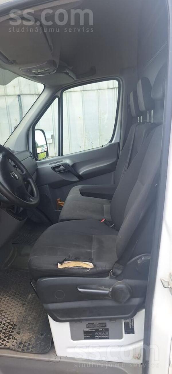 Balts Volkswagen Crafter 2015 Jēkabpils, ar dzinēja tilpumu 2.00 L un nobraukumu 434 tūkst. km par 5500 €, foto 7 vietnē AUTOMOTO.COM.LV
