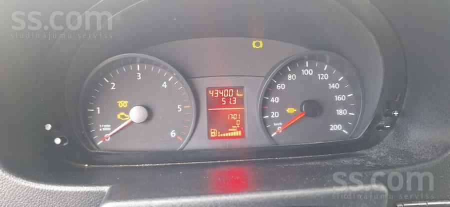 Balts Volkswagen Crafter 2015 Jēkabpils, ar dzinēja tilpumu 2.00 L un nobraukumu 434 tūkst. km par 3900 €, foto 11 vietnē AUTOMOTO.COM.LV