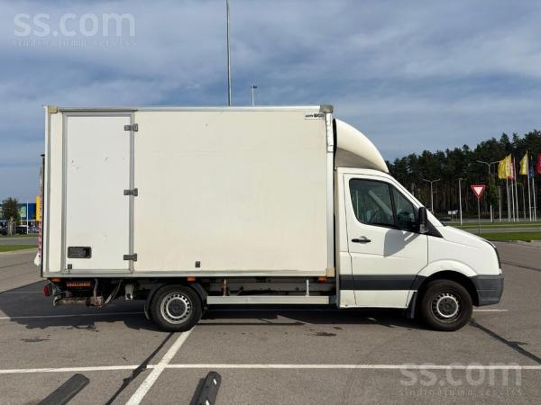 White Volkswagen Crafter 2015 in Riga, with an engine capacity of 2.00 L and mileage of 203 thousand km for 9500 €, photo 3 on AUTOMOTO.COM.LV