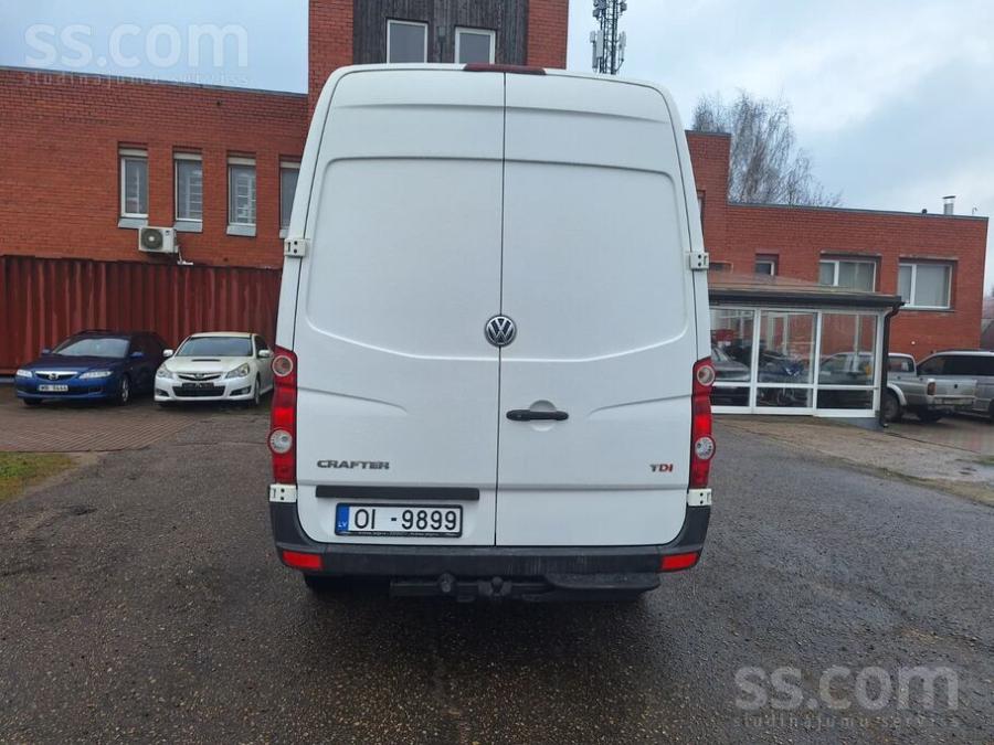 Balts Volkswagen Crafter 2016 Jelgava, ar dzinēja tilpumu 2.00 L un nobraukumu 261 tūkst. km par 8900 €, foto 5 vietnē AUTOMOTO.COM.LV