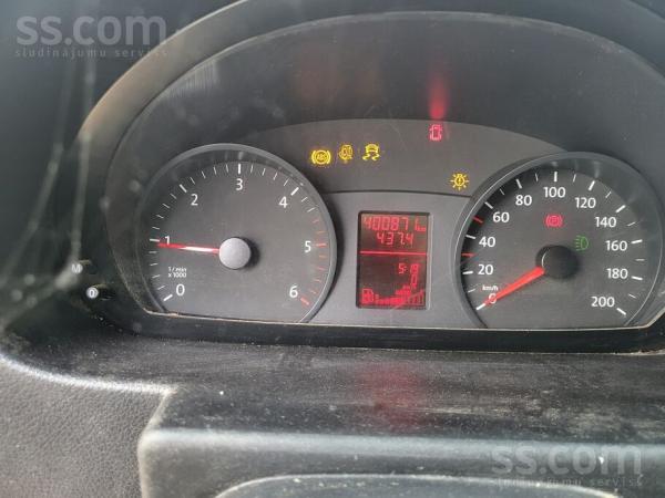 Balts Volkswagen Crafter 2016 Cēsis, ar dzinēja tilpumu 2.00 L un nobraukumu 401 tūkst. km par 2100 €, foto 6 vietnē AUTOMOTO.COM.LV