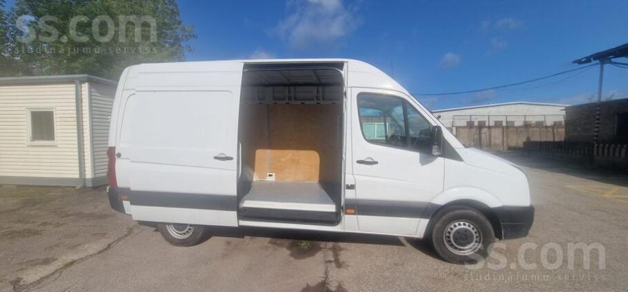 Balts Volkswagen Crafter 2016 Rīga, ar dzinēja tilpumu 2.00 L un nobraukumu 197 tūkst. km par 12500 €, foto 4 vietnē AUTOMOTO.COM.LV