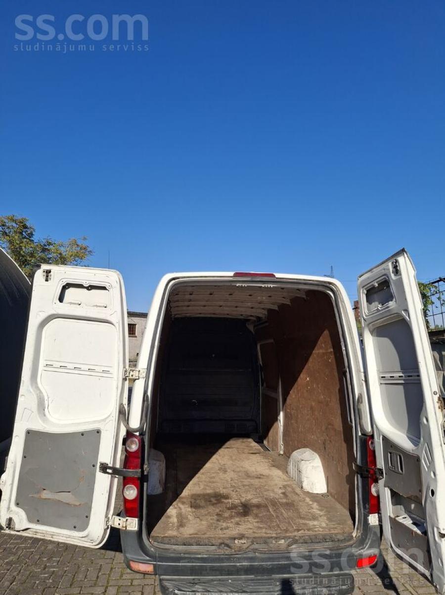 Balts Volkswagen Crafter 2016 Rīga, ar dzinēja tilpumu 2.00 L un nobraukumu 374 tūkst. km par 6590 €, foto 7 vietnē AUTOMOTO.COM.LV