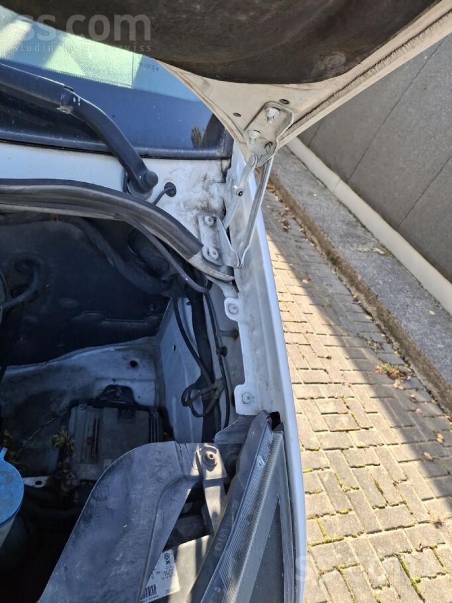 Balts Volkswagen Crafter 2016 Rīga, ar dzinēja tilpumu 2.00 L un nobraukumu 374 tūkst. km par 6590 €, foto 10 vietnē AUTOMOTO.COM.LV