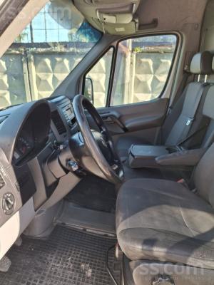 Balts Volkswagen Crafter 2016 Rīga, ar dzinēja tilpumu 2.00 L un nobraukumu 374 tūkst. km par 6590 €, foto 14 vietnē AUTOMOTO.COM.LV