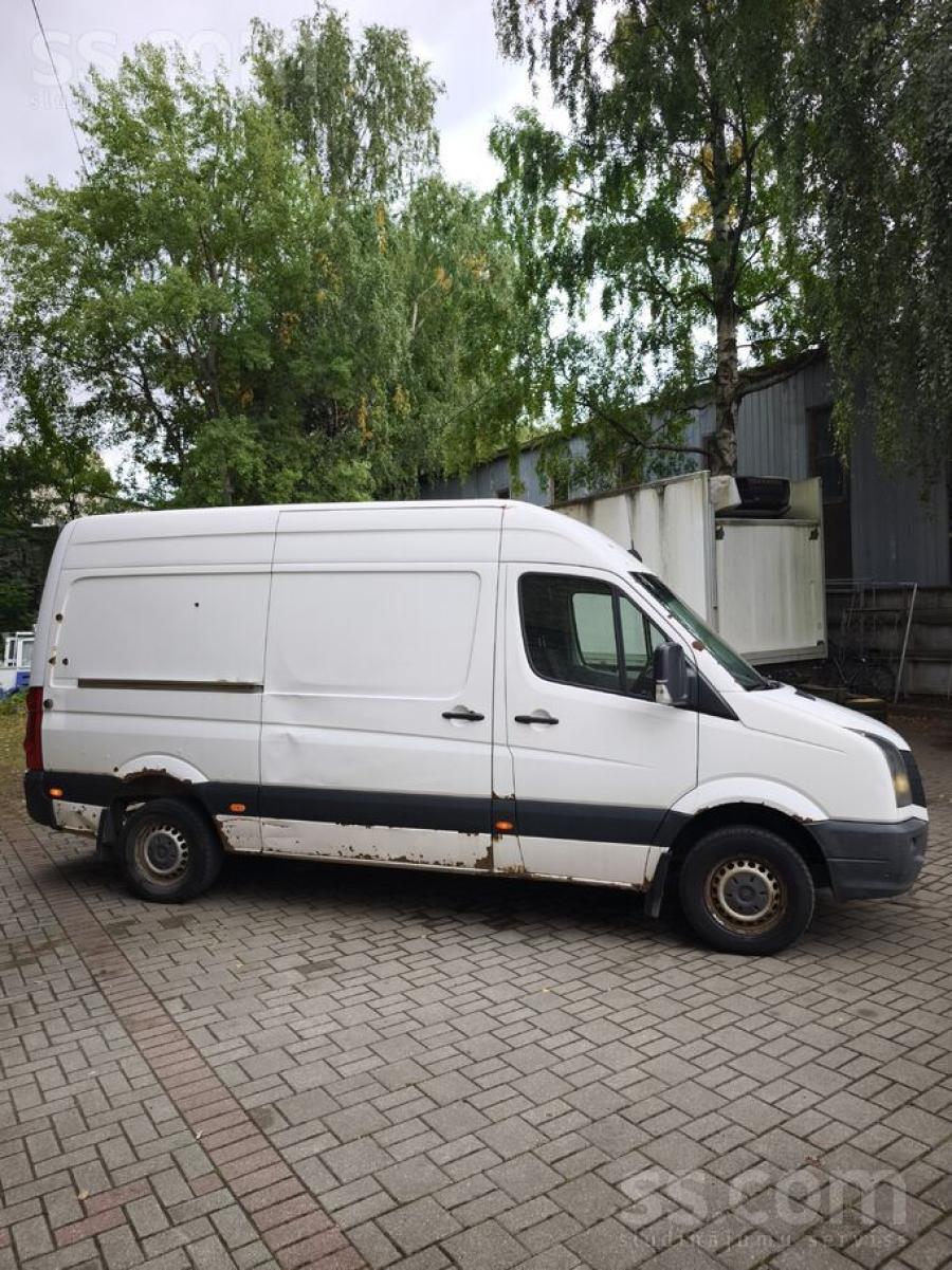 Balts Volkswagen Crafter 2016 Rīga, ar dzinēja tilpumu 2.00 L un nobraukumu 458 tūkst. km par 4500 €, foto 5 vietnē AUTOMOTO.COM.LV
