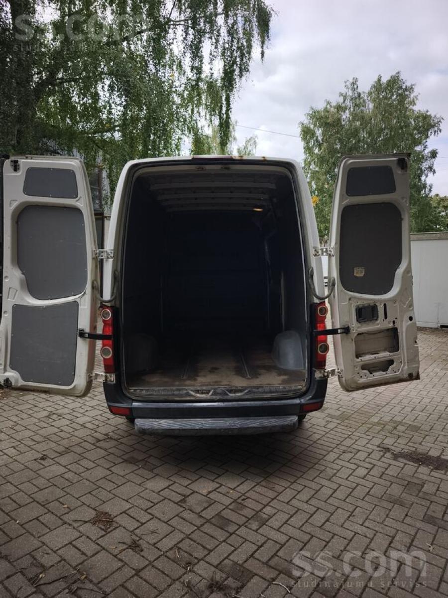 Balts Volkswagen Crafter 2016 Rīga, ar dzinēja tilpumu 2.00 L un nobraukumu 458 tūkst. km par 4500 €, foto 7 vietnē AUTOMOTO.COM.LV