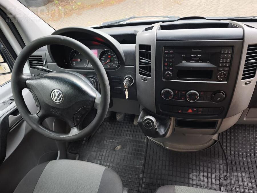 Balts Volkswagen Crafter 2016 Rīga, ar dzinēja tilpumu 2.00 L un nobraukumu 458 tūkst. km par 4500 €, foto 8 vietnē AUTOMOTO.COM.LV