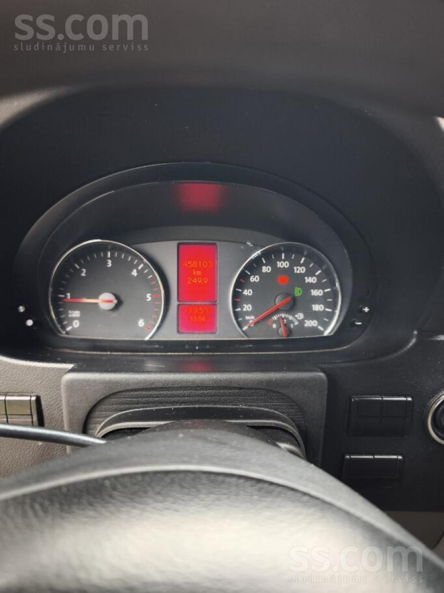 Balts Volkswagen Crafter 2016 Rīga, ar dzinēja tilpumu 2.00 L un nobraukumu 458 tūkst. km par 4500 €, foto 9 vietnē AUTOMOTO.COM.LV
