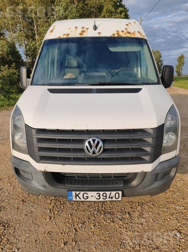 White Volkswagen Crafter 2016 in Riga, with an engine capacity of 2.00 L and mileage of 516 thousand km for 2420 €, photo 3 on AUTOMOTO.COM.LV