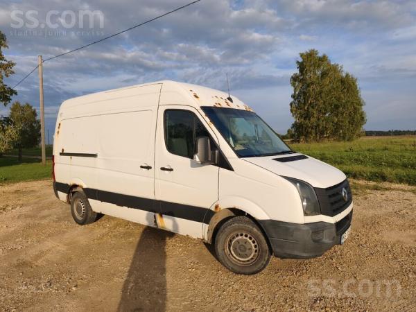 White Volkswagen Crafter 2016 in Riga, with an engine capacity of 2.00 L and mileage of 516 thousand km for 2420 €, photo 4 on AUTOMOTO.COM.LV