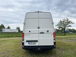 White Volkswagen Crafter 2017 in Riga, with an engine capacity of 2.00 L and mileage of 229 thousand km for 16950 €, photo 6 on AUTOMOTO.COM.LV
