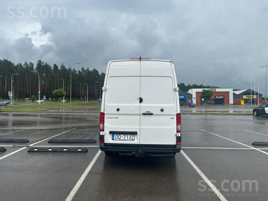 Balts Volkswagen Crafter 2018 Rīga, ar dzinēja tilpumu 2.00 L un nobraukumu 208 tūkst. km par 14950 €, foto 6 vietnē AUTOMOTO.COM.LV