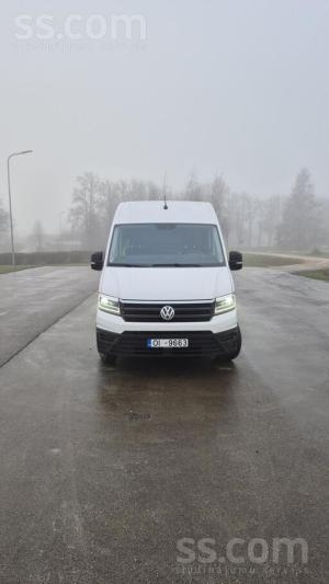 White Volkswagen Crafter 2018 in Jekabpils, with an engine capacity of 2.00 L and mileage of 303 thousand km for 13500 €, photo 5 on AUTOMOTO.COM.LV