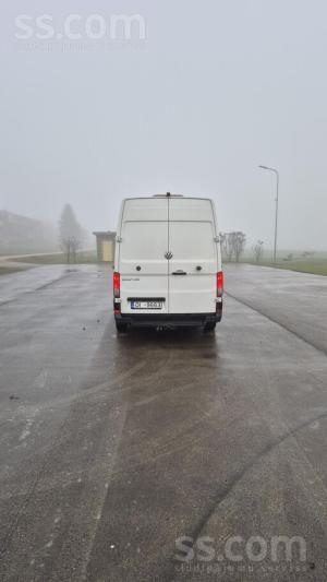 White Volkswagen Crafter 2018 in Jekabpils, with an engine capacity of 2.00 L and mileage of 303 thousand km for 13500 €, photo 6 on AUTOMOTO.COM.LV