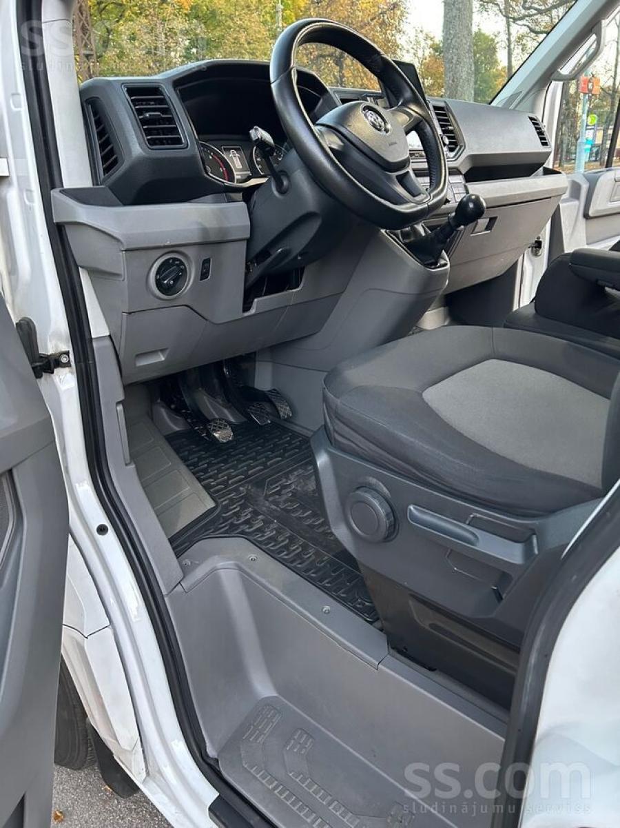 Balts Volkswagen Crafter 2018 Rīga, ar dzinēja tilpumu 2.00 L un nobraukumu 315 tūkst. km par 12500 €, foto 9 vietnē AUTOMOTO.COM.LV