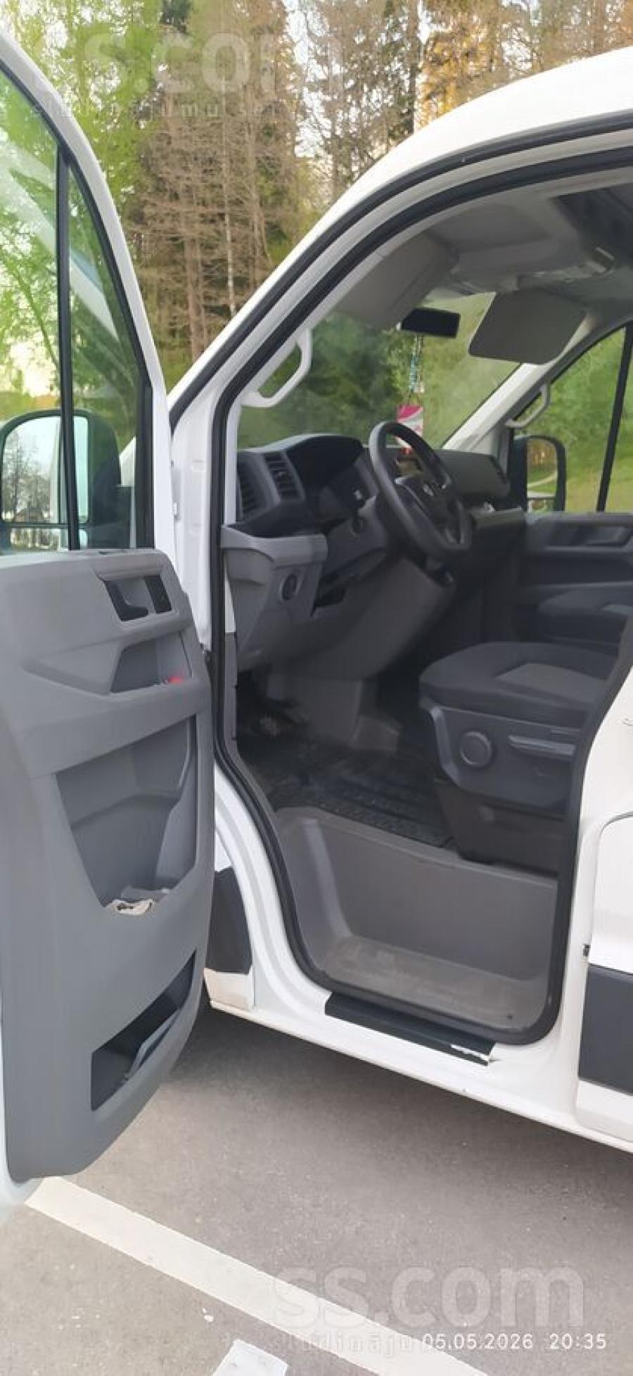 Balts Volkswagen Crafter 2018 Rīga, ar dzinēja tilpumu 2.00 L un nobraukumu 206 tūkst. km par 13950 €, foto 13 vietnē AUTOMOTO.COM.LV