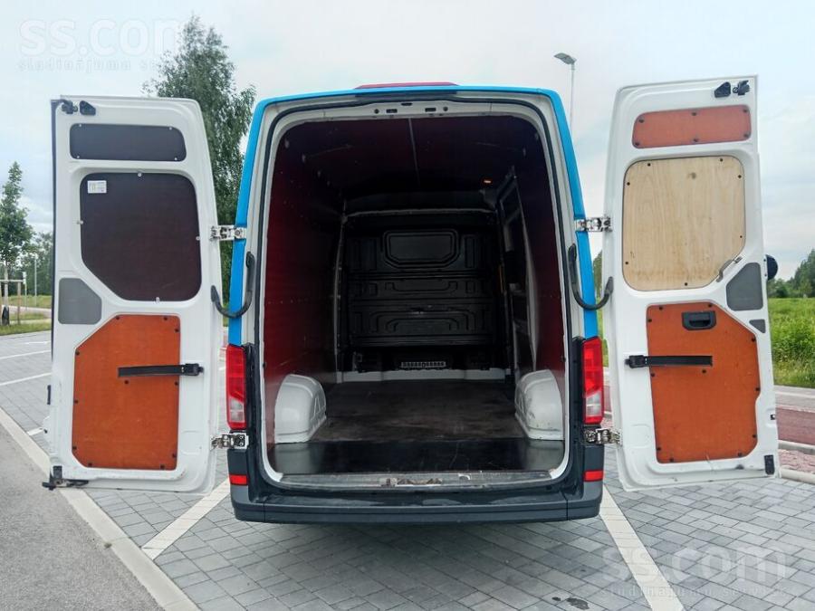 Balts Volkswagen Crafter 2018 Jelgava, ar dzinēja tilpumu 2.00 L un nobraukumu 247 tūkst. km par 13000 €, foto 5 vietnē AUTOMOTO.COM.LV